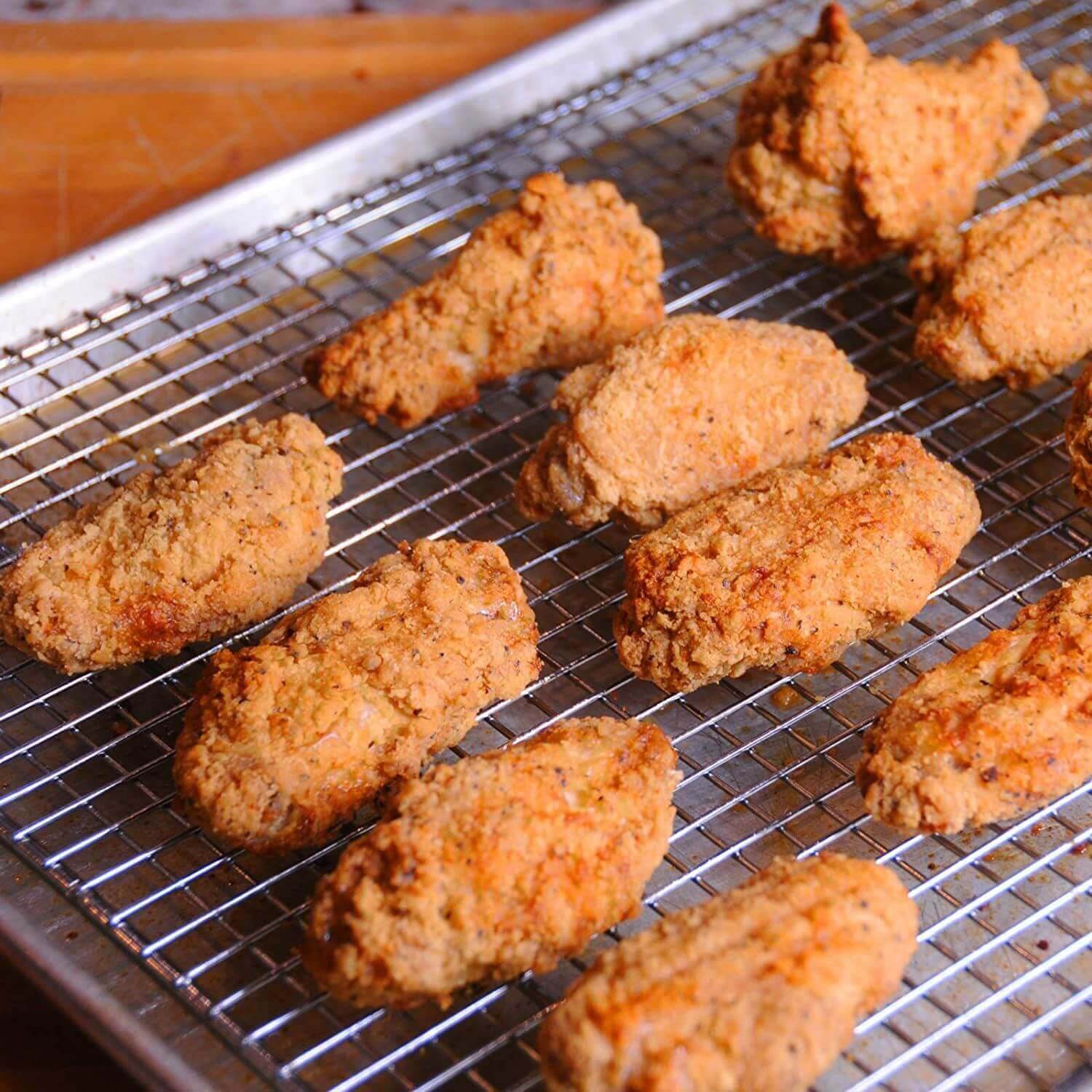 Crown Baking Sheet With Rack, Half Sheet, 13 x 18 Inch