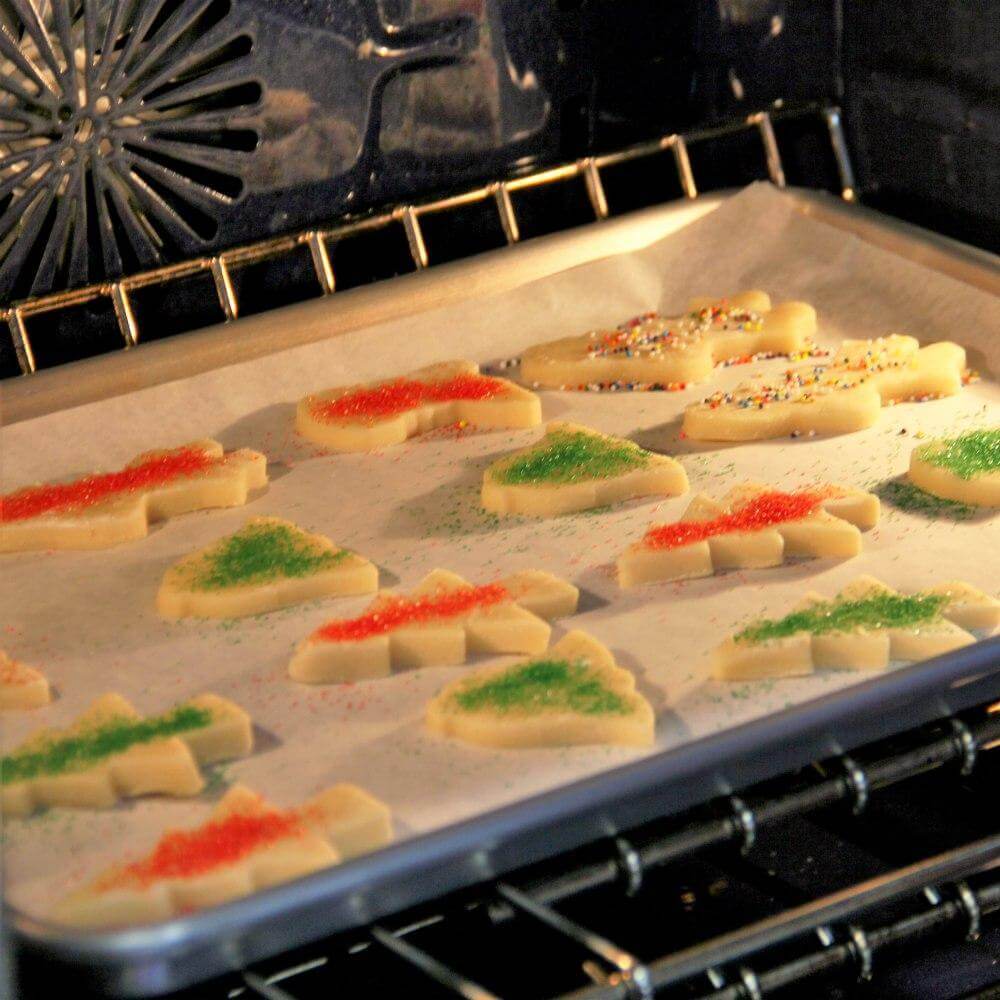 Crown Quarter Baking Sheet, 9" x 13"